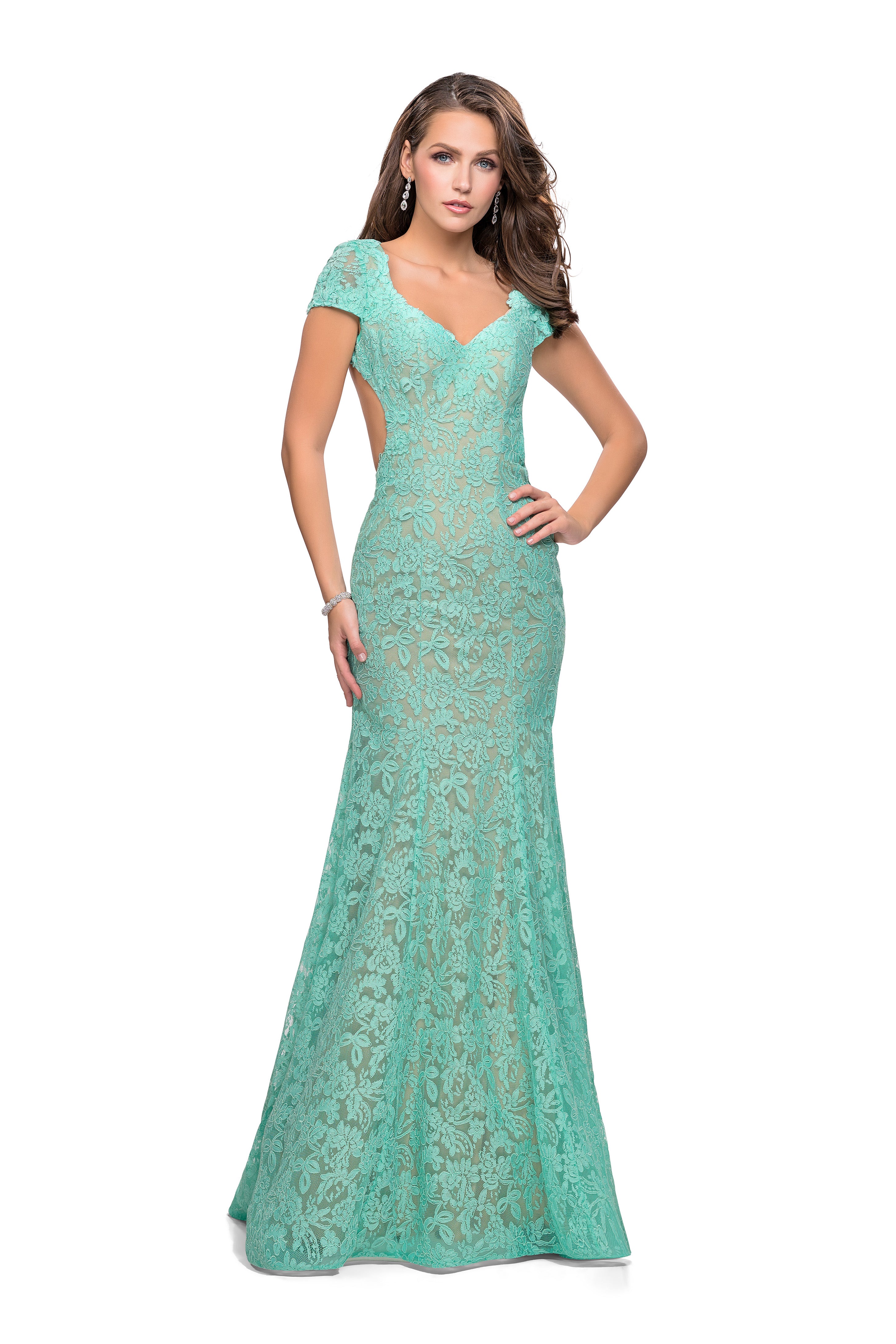 Mermaid Long Lace La Femme Prom Dress - PromGirl
